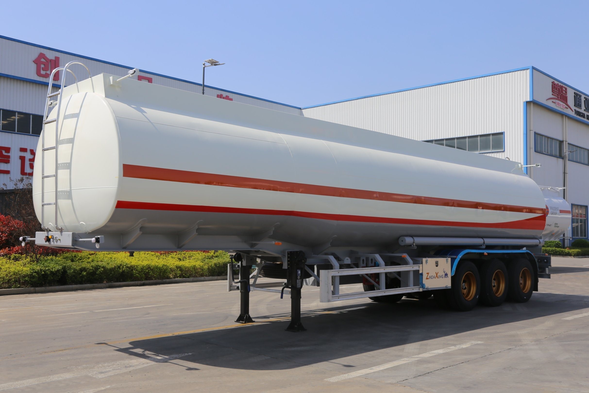 12 Tire 50 Cubic Meter Steel Petrol Powder Aluminum Van Bulk Cement ...